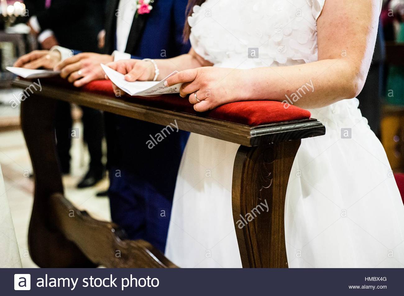 Kneeling Church Stock Photos & Kneeling Church Stock Images - Alamy
