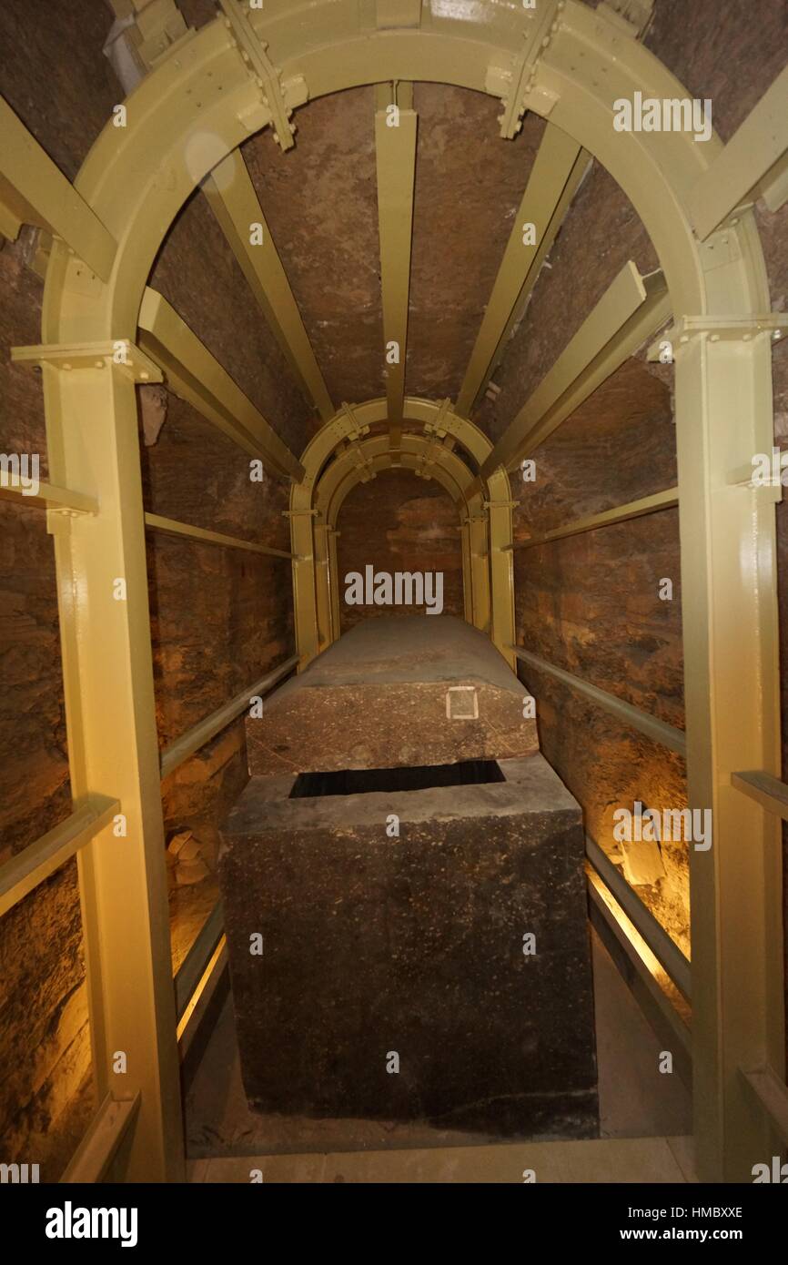 Serapeum of saqqara bull hi-res stock photography and images - Alamy