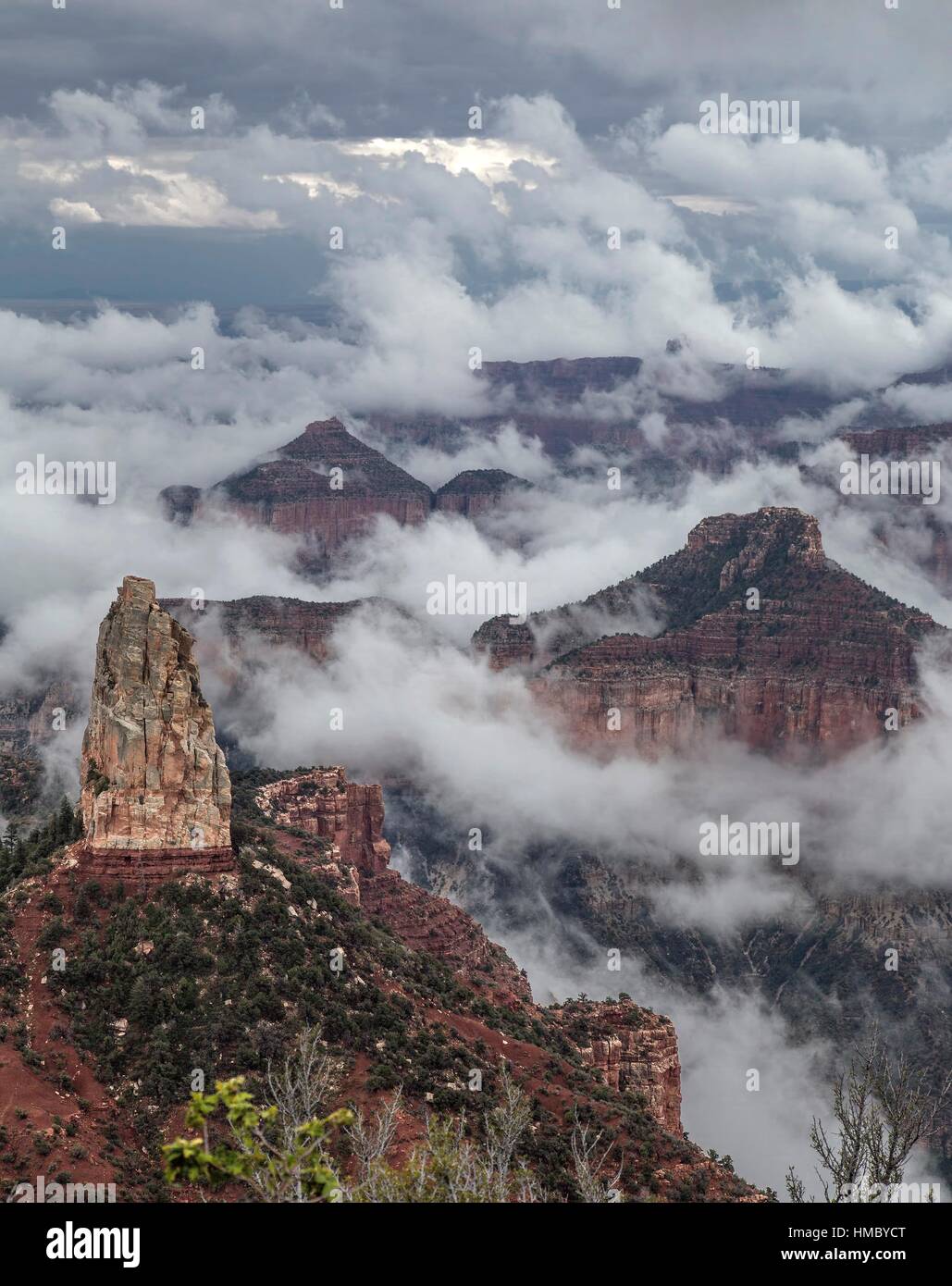 Lift point hi-res stock photography and images - Alamy