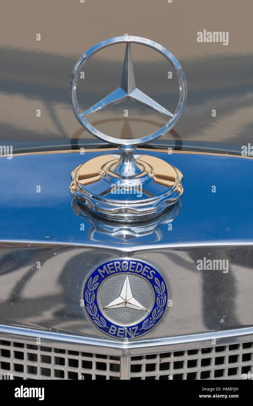 Mercedes benz logo history hi-res stock photography and images - Alamy