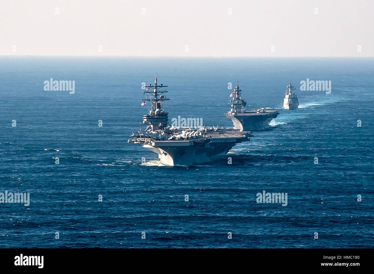 Uss ronald reagan forward deployed aircraft carrier hi-res stock ...