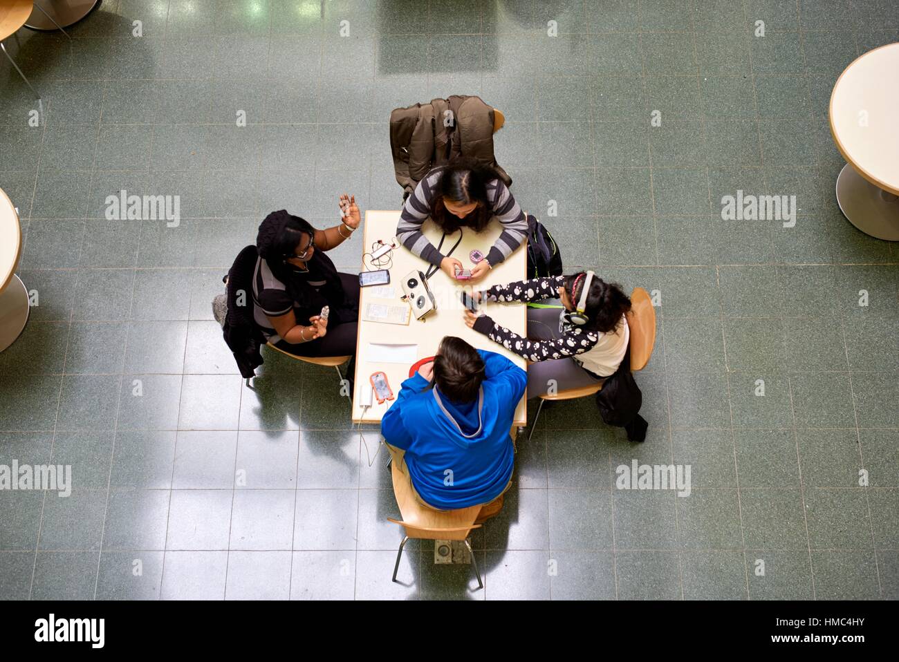 Cafe at atrium at citigroup center manhattan hi-res stock photography ...
