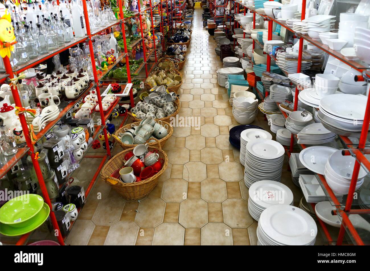 Pottery shop interior hi-res stock photography and images - Alamy