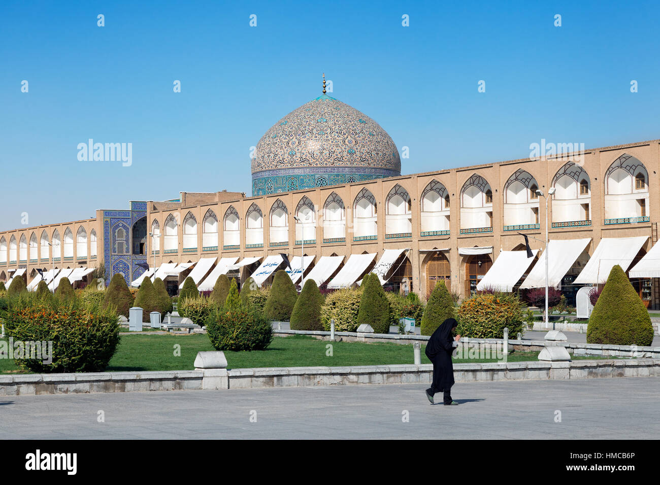 Sheikh Lotf Allah Mosque at Naqsh-e Jahan Square in Isfahan, Iran Stock ...