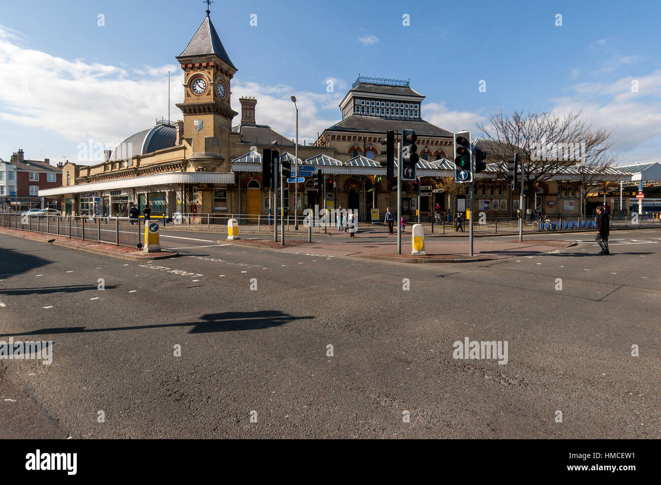 The railway station at Eastbourne Stock Photo - Alamy