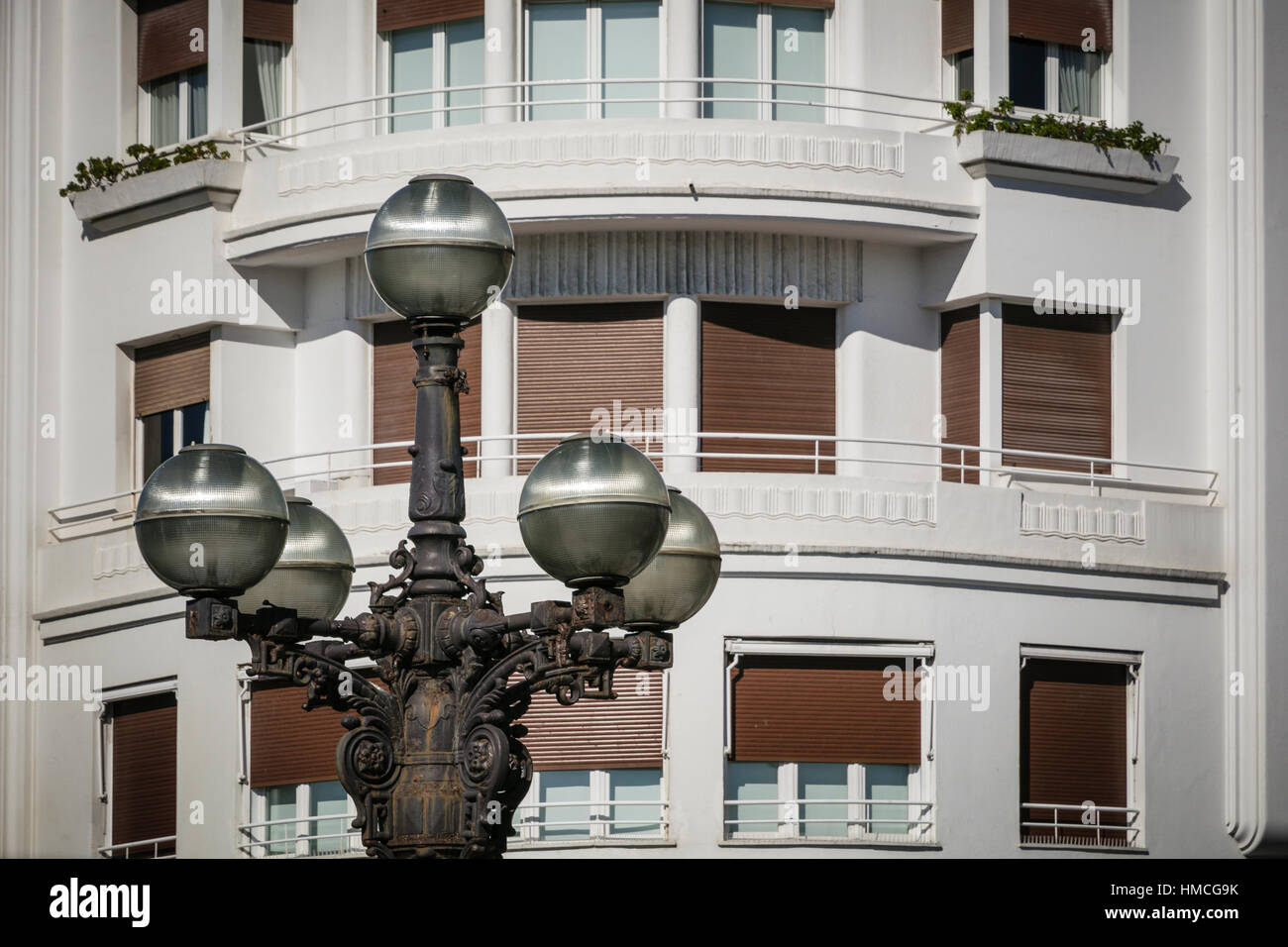 Ornamental street lights hi-res stock photography and images - Alamy