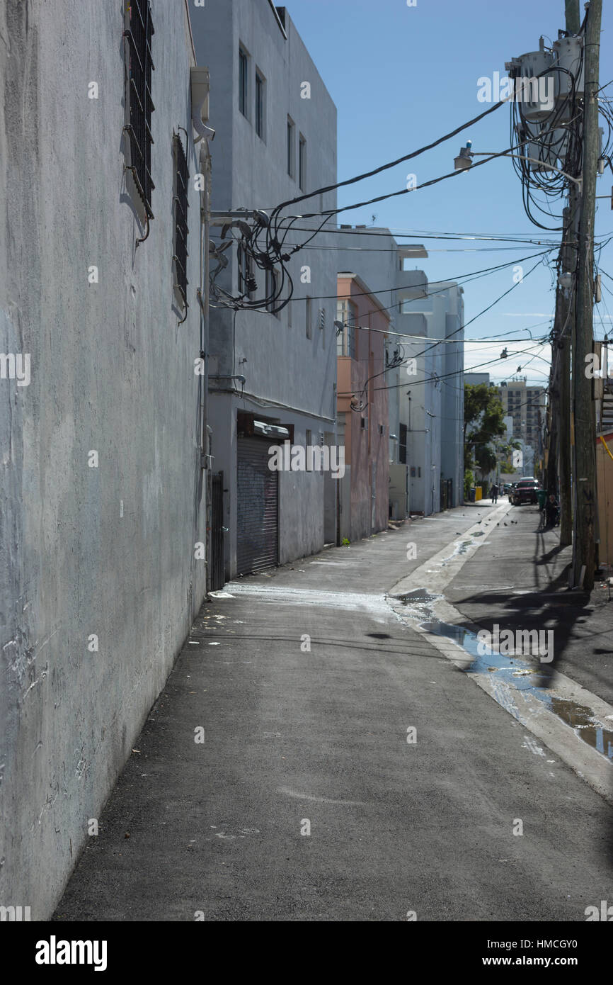 Alleyway usa hi-res stock photography and images - Alamy