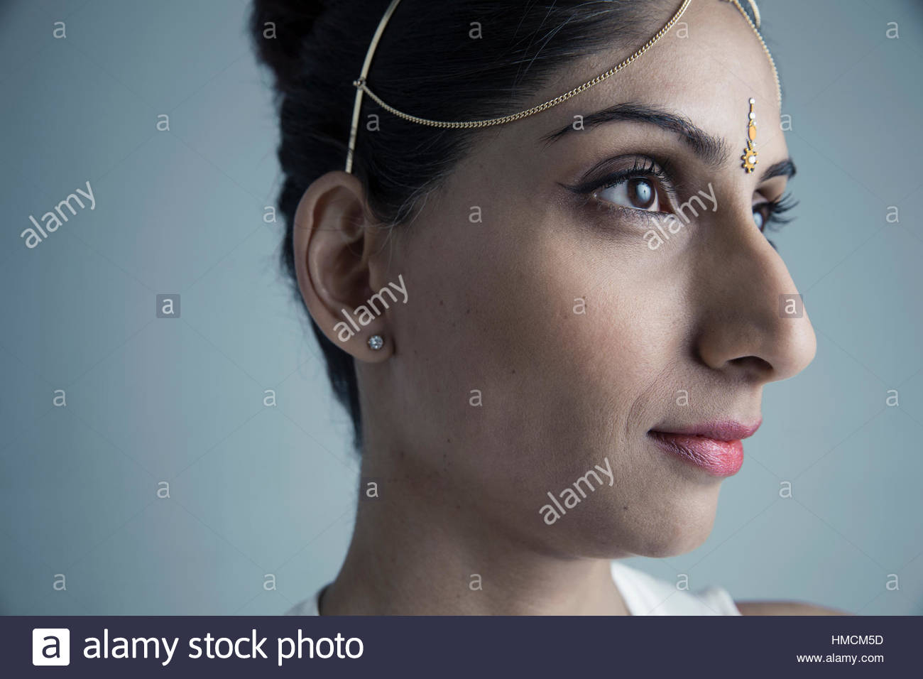 Beauty bindi face head hi-res stock photography and images - Alamy
