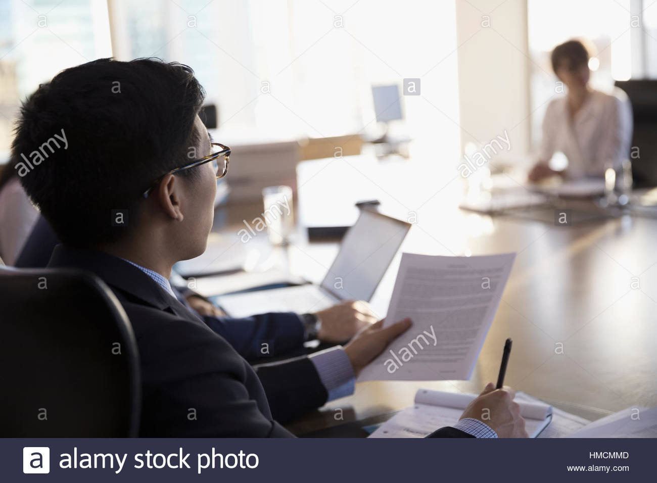 Meeting legal lawyer paperwork hi-res stock photography and images - Alamy