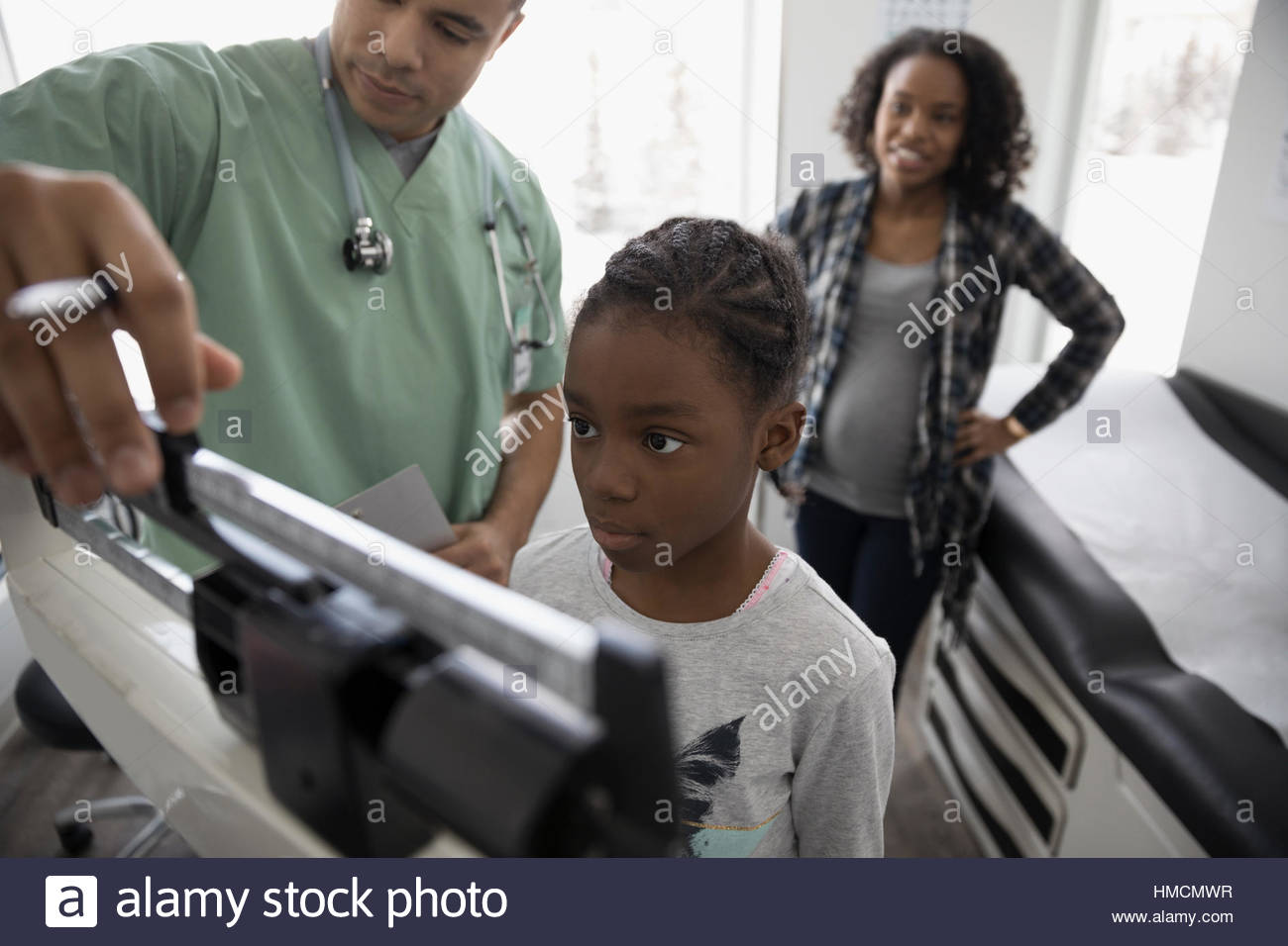 Child weight measurement hi-res stock photography and images - Alamy