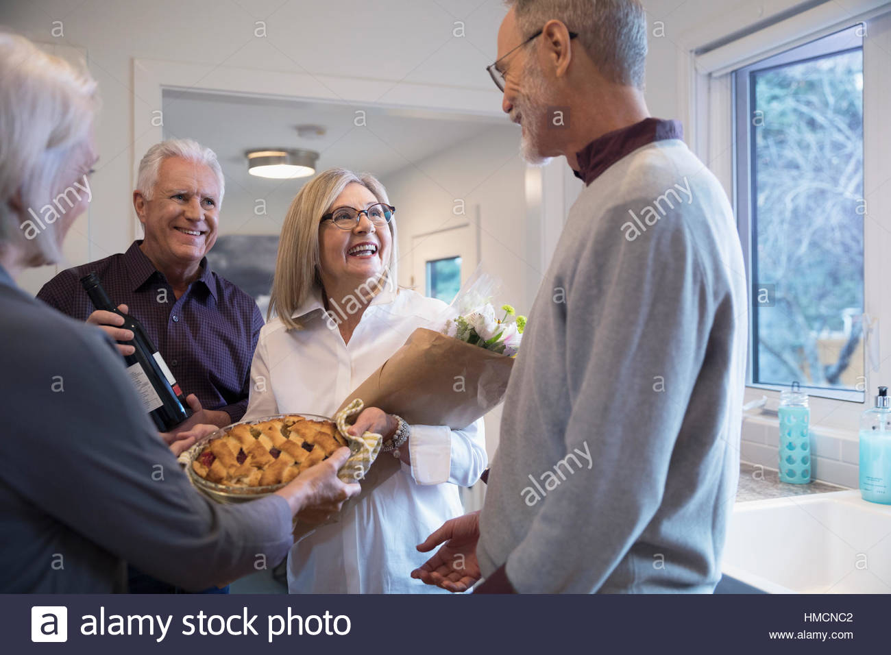 Dinner seniors hi-res stock photography and images - Alamy