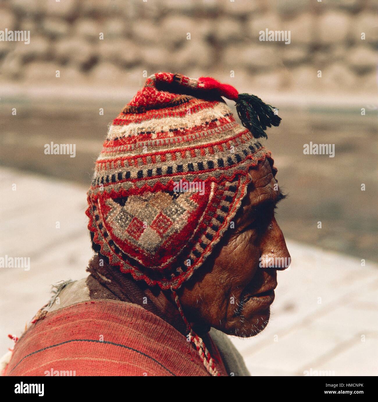 Chullo hat peru hi-res stock photography and images - Alamy