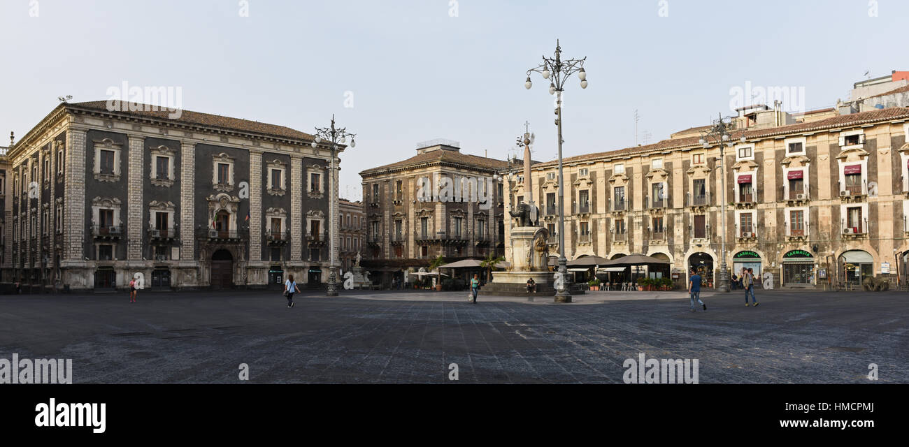 Duomo Square in Catania, Sicily Stock Photo - Alamy