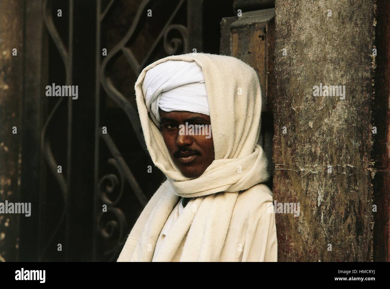 Man wearing a turban, Cairo, Egypt Stock Photo - Alamy