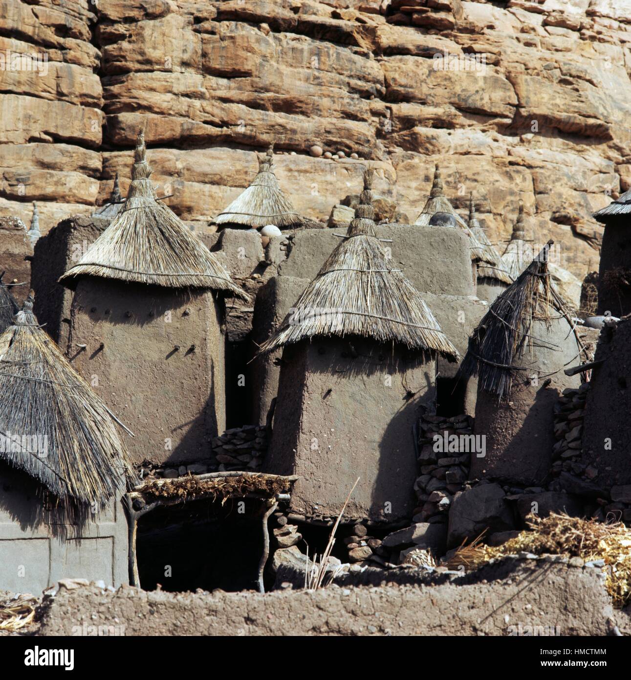Buildings in a Dogon village, Bandiagara Escarpment (UNESCO World ...