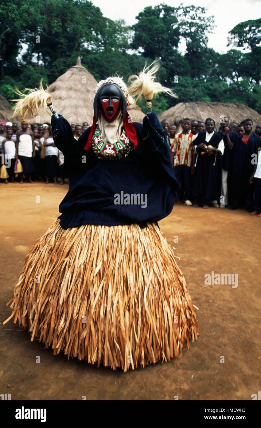 Yacouba tribe hi-res stock photography and images - Alamy