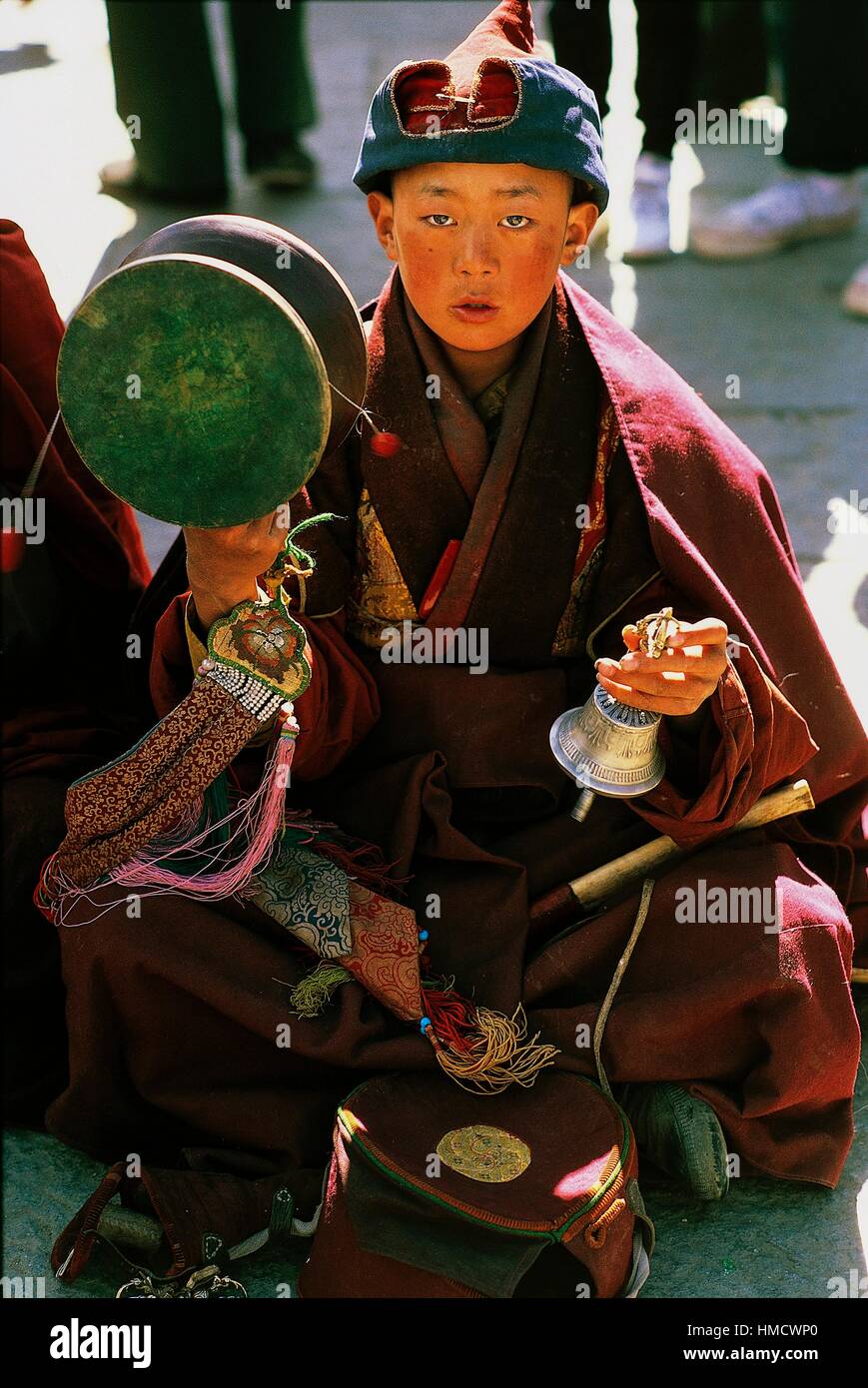 Bell drilbu hi-res stock photography and images - Alamy