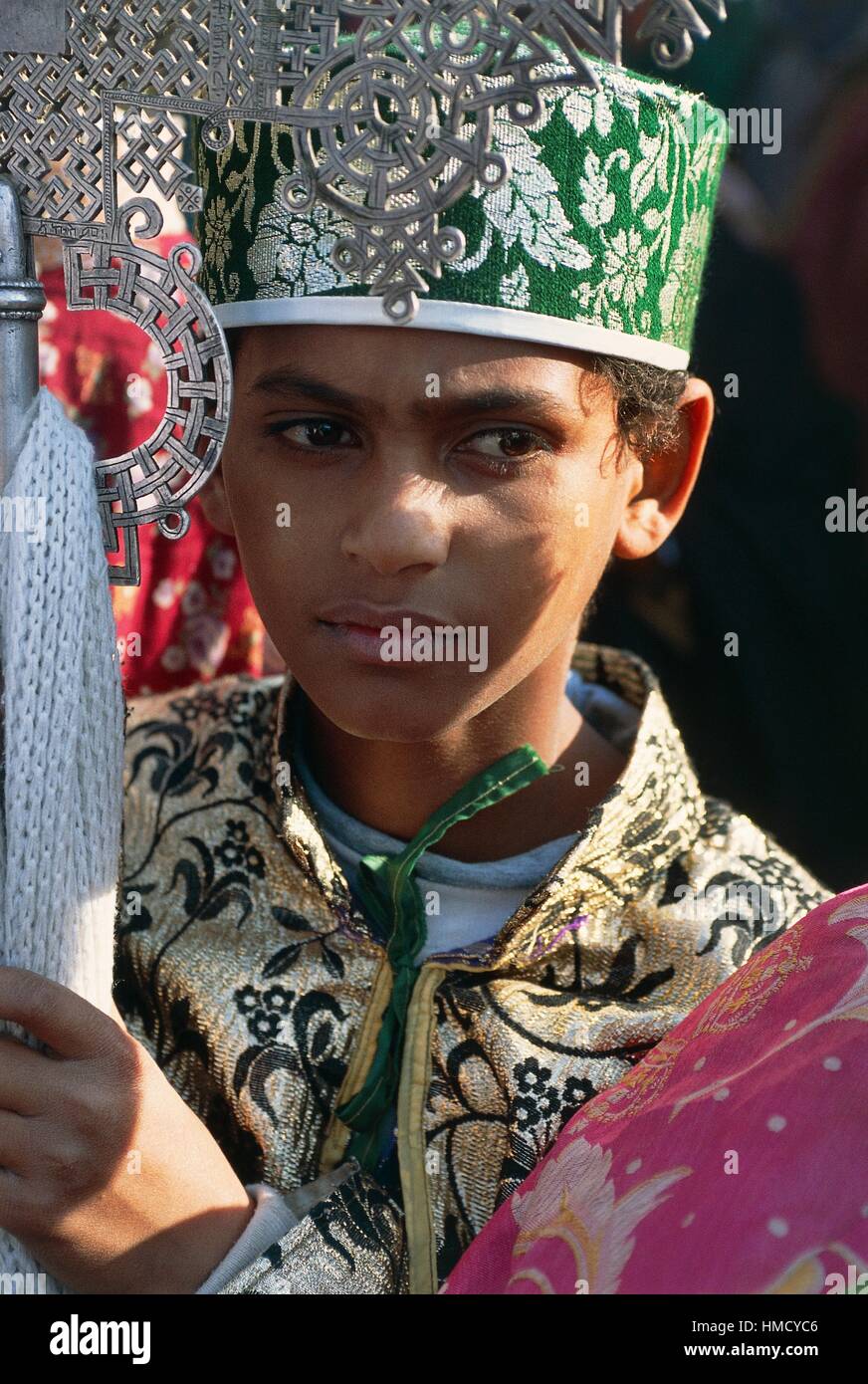Novice priests in fine robes hi-res stock photography and images - Alamy