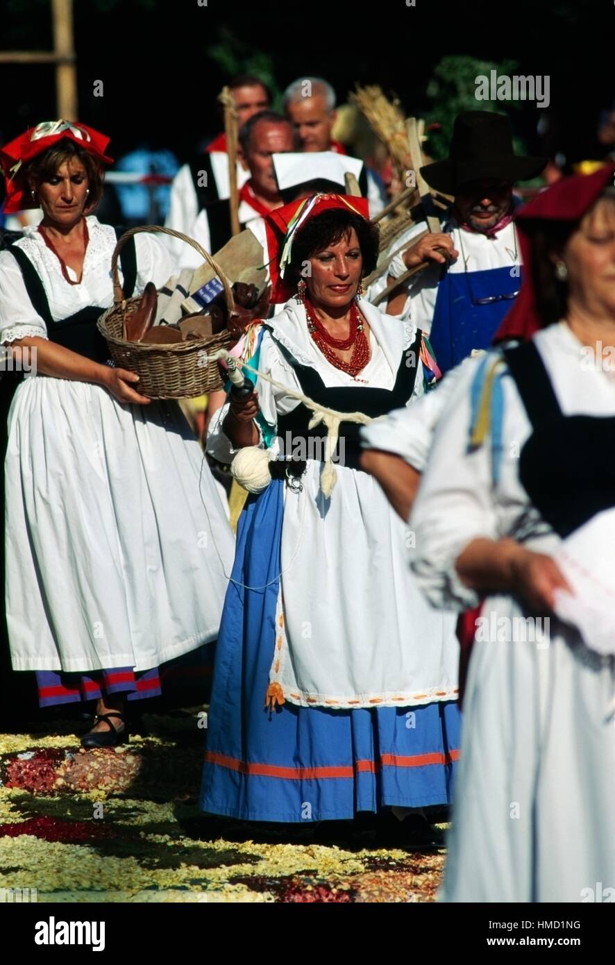 Procession in traditional costumes hi-res stock photography and images ...