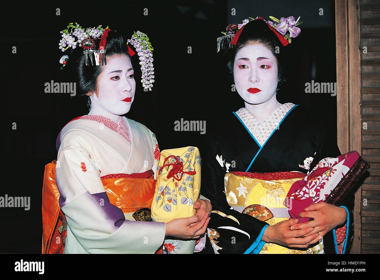 Maiko, an apprentice geisha, Kyoto, Japan Stock Photo - Alamy