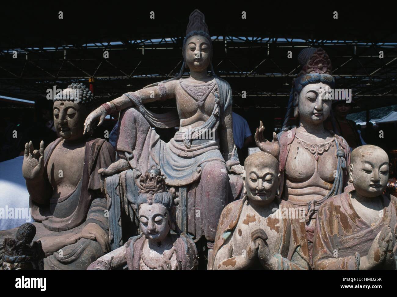 Religious themed statues hi-res stock photography and images - Alamy