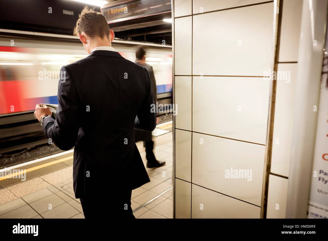 Newspaper bank hi-res stock photography and images - Alamy