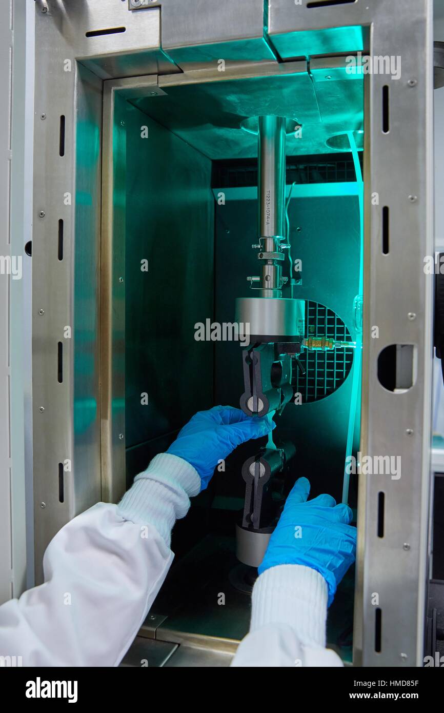 Synthesis test hi-res stock photography and images - Alamy