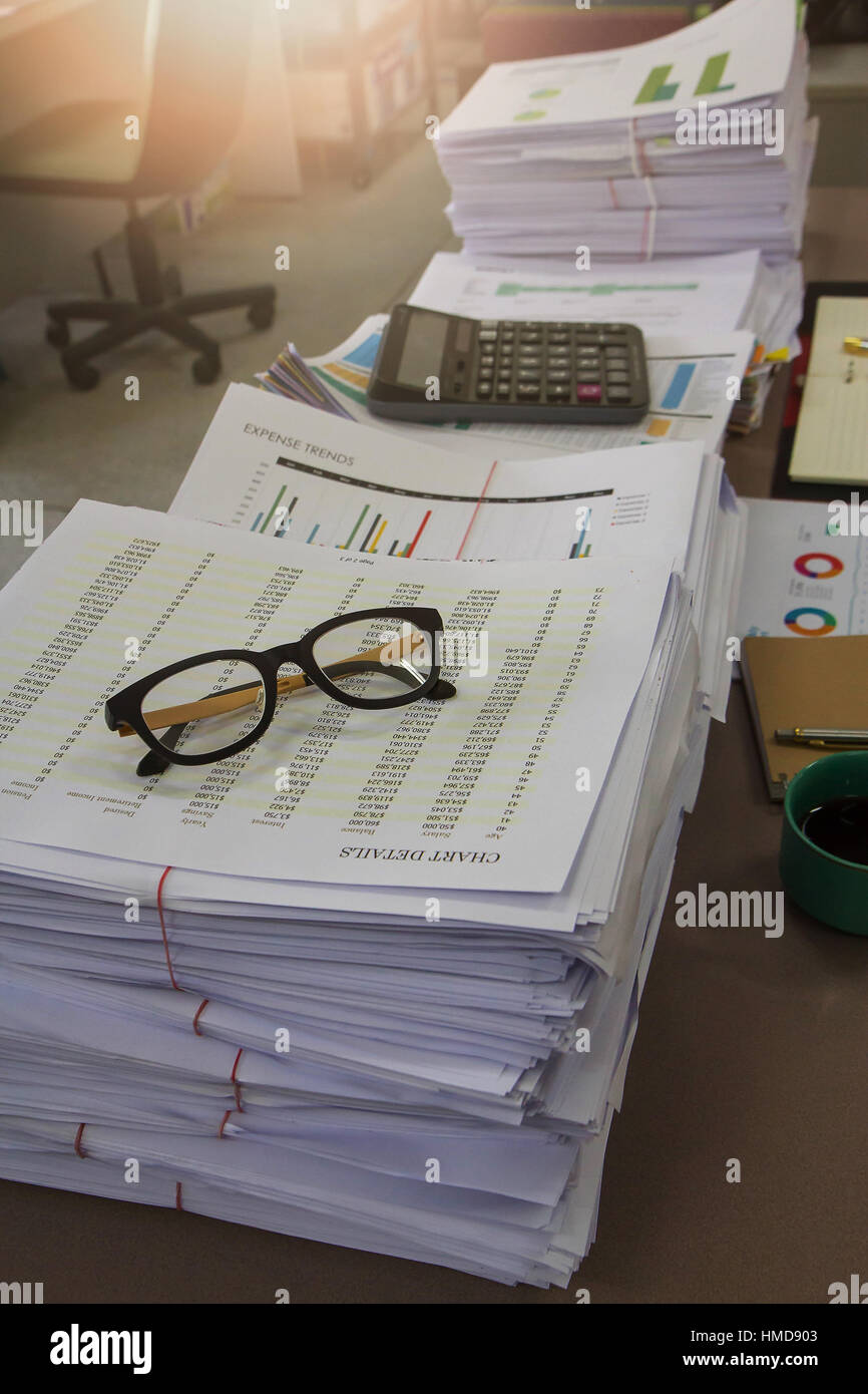 Business Concept, Pile of unfinished documents on office desk, Stack of ...