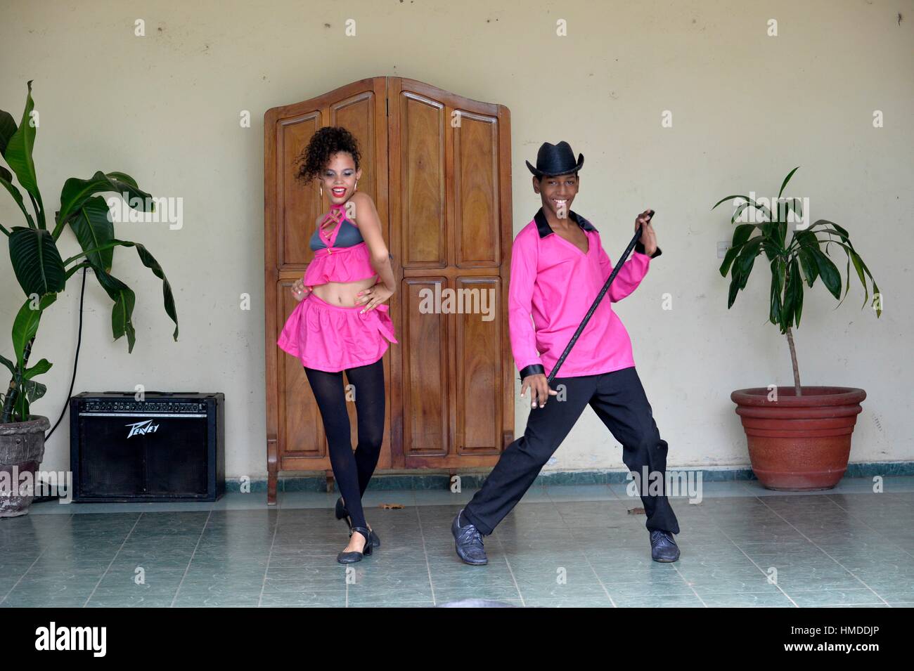 Traditional caribbean costume hi-res stock photography and images - Alamy