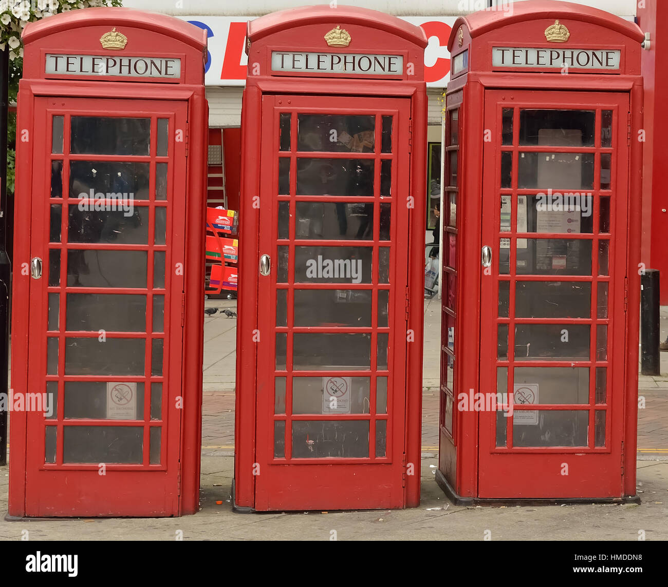 Old fashioned london telephone boxes hi-res stock photography and ...