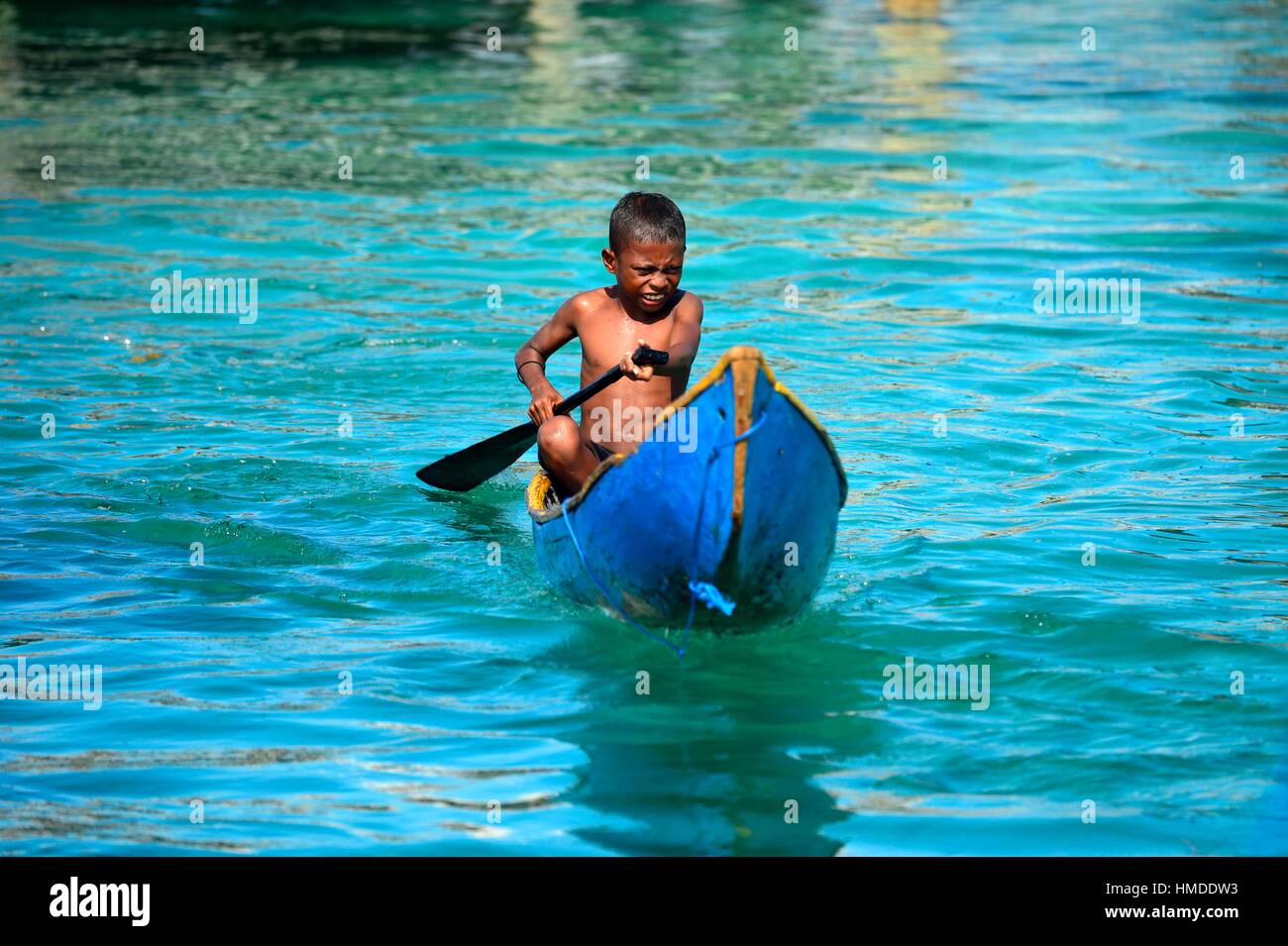 Asia Boy Boat High Resolution Stock Photography and Images - Alamy