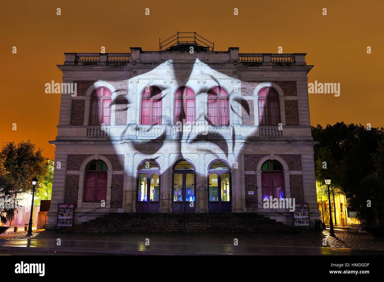 Projection mapping hi-res stock photography and images - Alamy