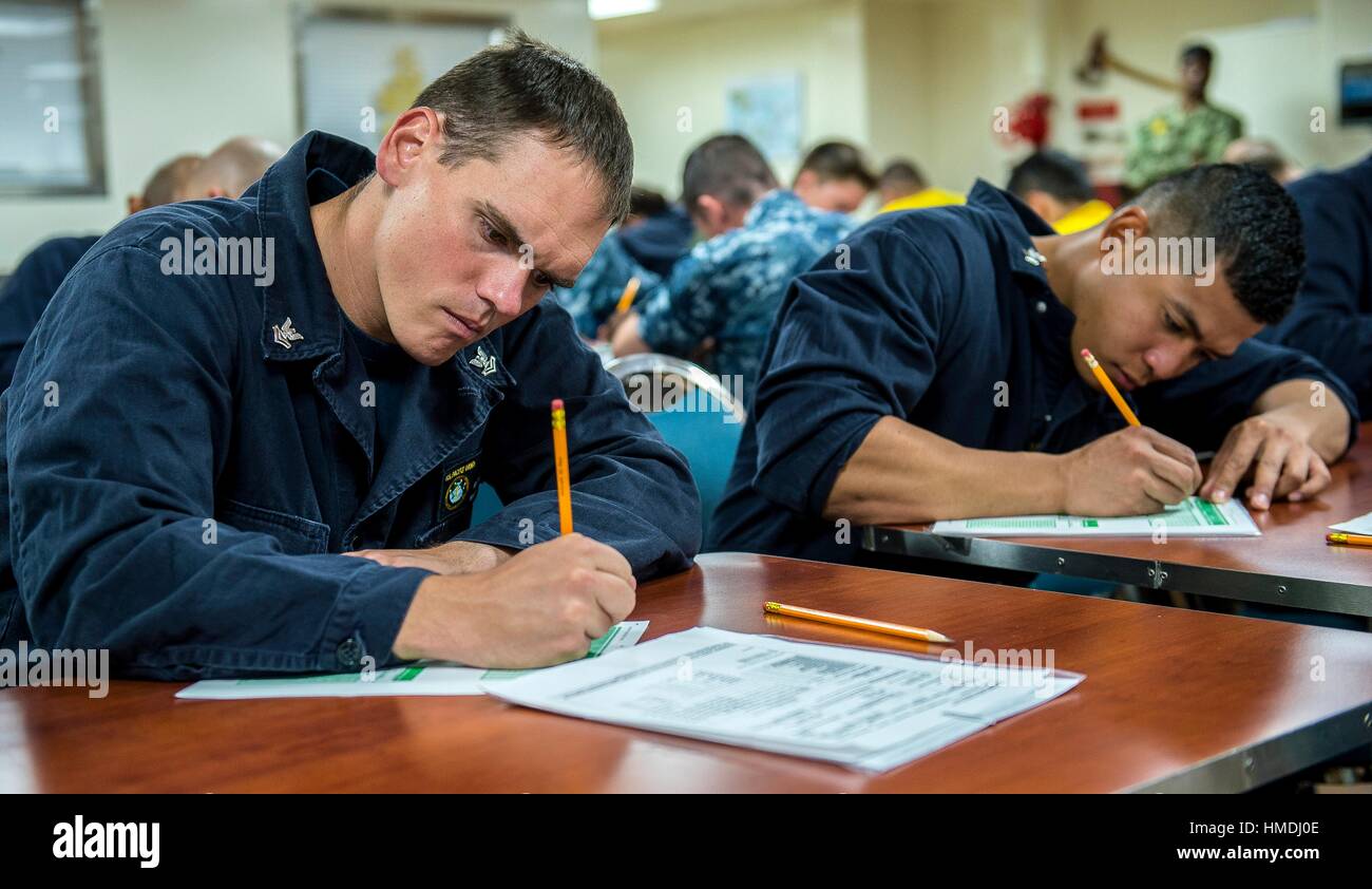 Usns Mercy T Ah 19 Stock Photos & Usns Mercy T Ah 19 Stock Images - Alamy