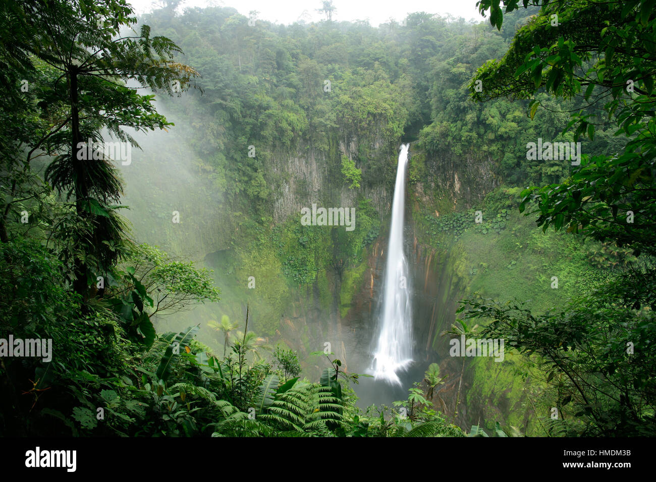 Waterfalls of costa rica hi-res stock photography and images - Alamy