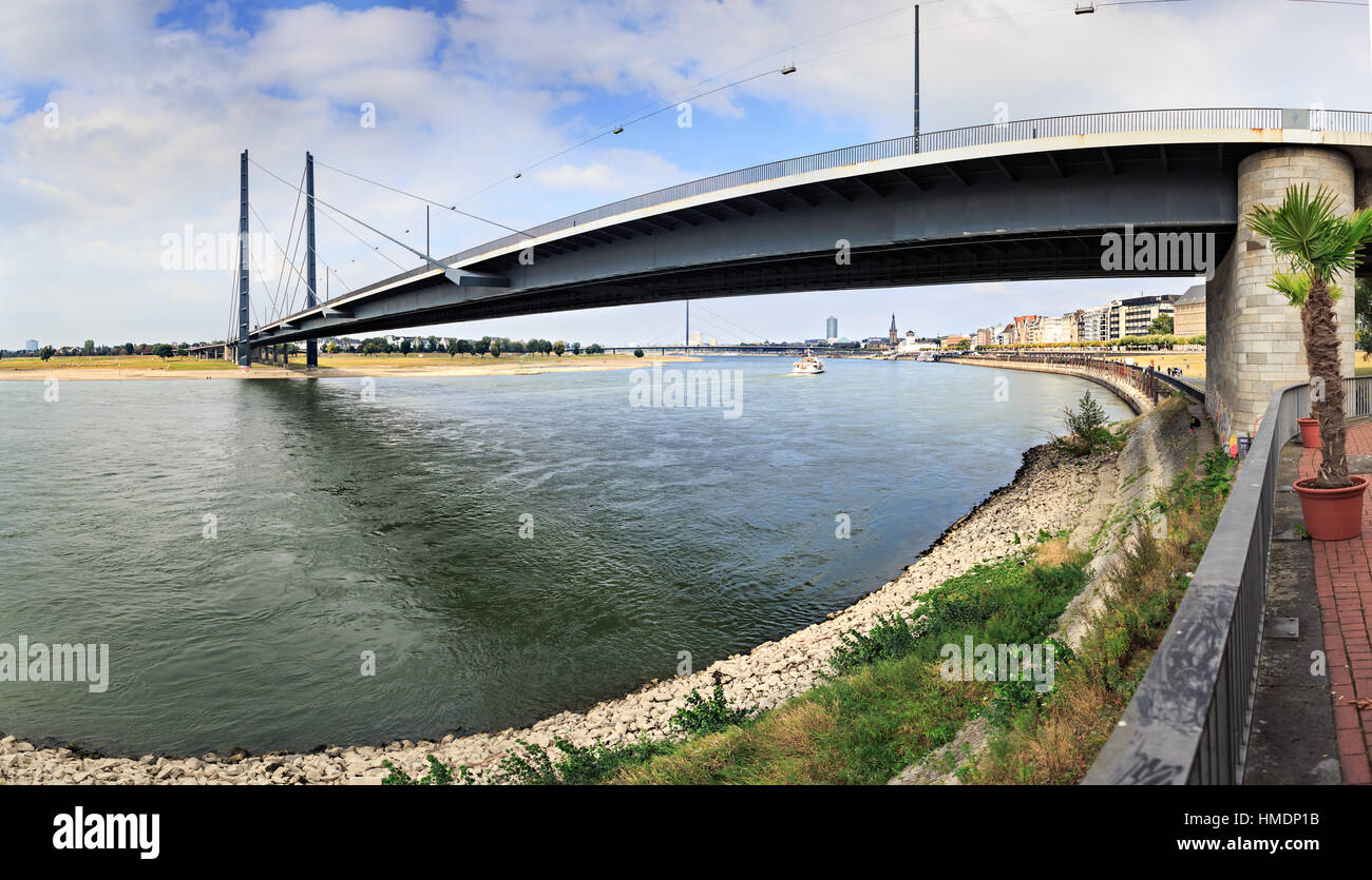 Dusseldorf city bridge river hi-res stock photography and images - Alamy