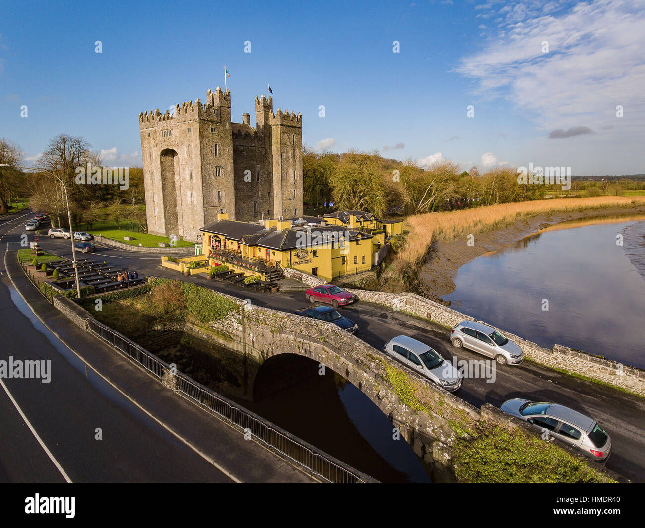 Bunratty castle aerial hi-res stock photography and images - Alamy