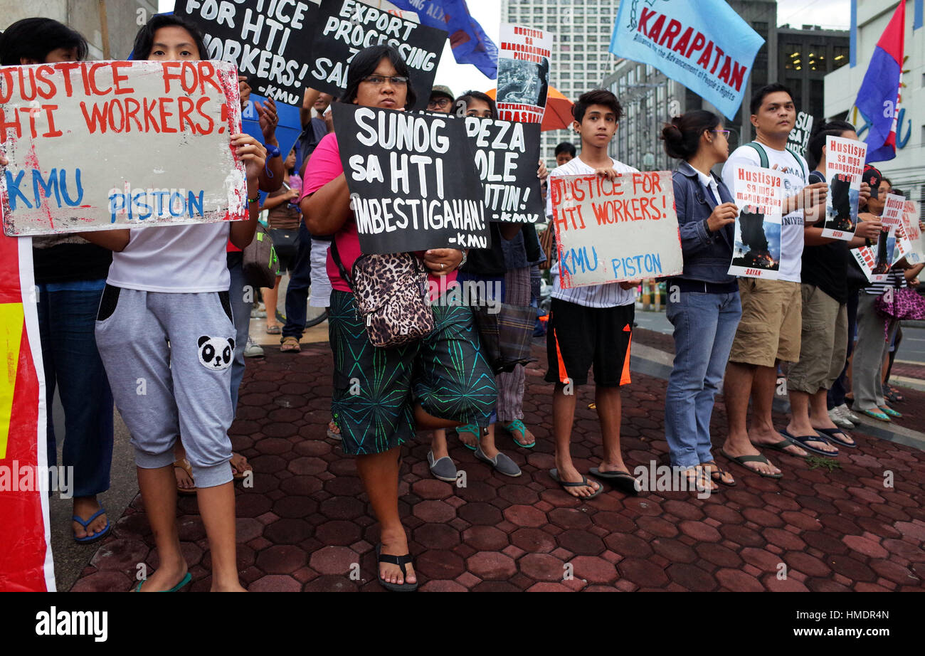 Quezon City, Philippines. 02nd Feb, 2017. Filipino workers hold ...