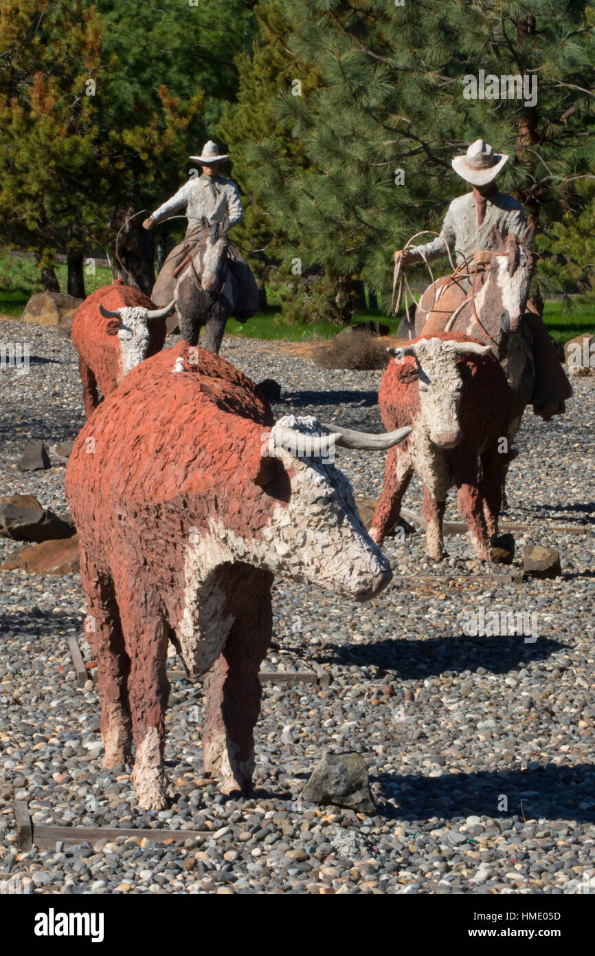 Cattle Drive Sculpture Pendleton Oregon High Resolution Stock ...