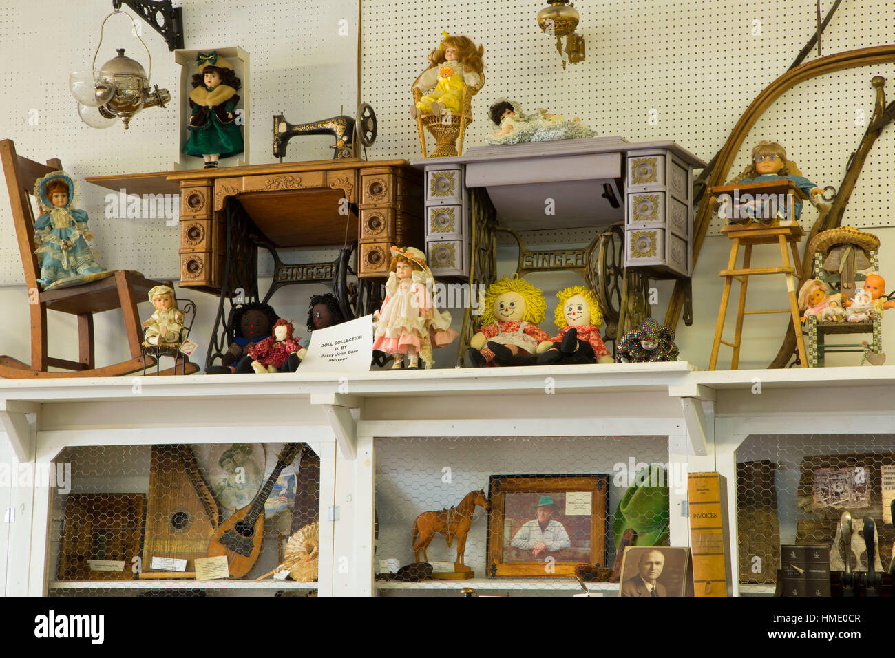 Exhibits, Fossil Museum, Journey through Time National Scenic Byway ...