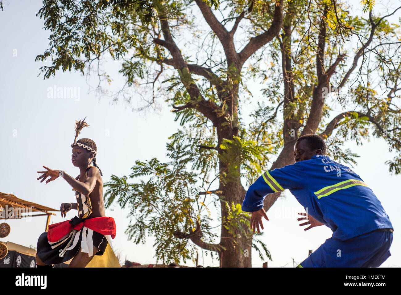 Zambia traditional dance hi-res stock photography and images - Alamy