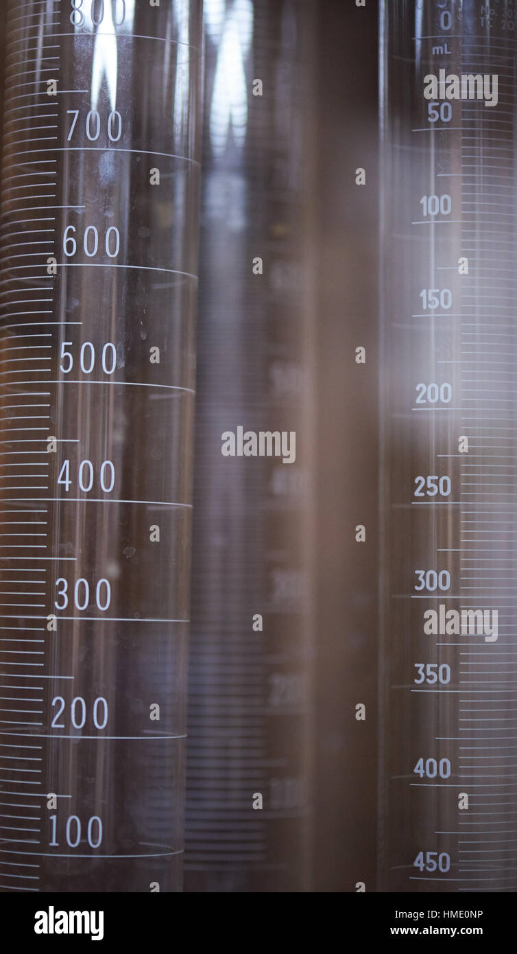 Laboratory scale hi-res stock photography and images - Alamy
