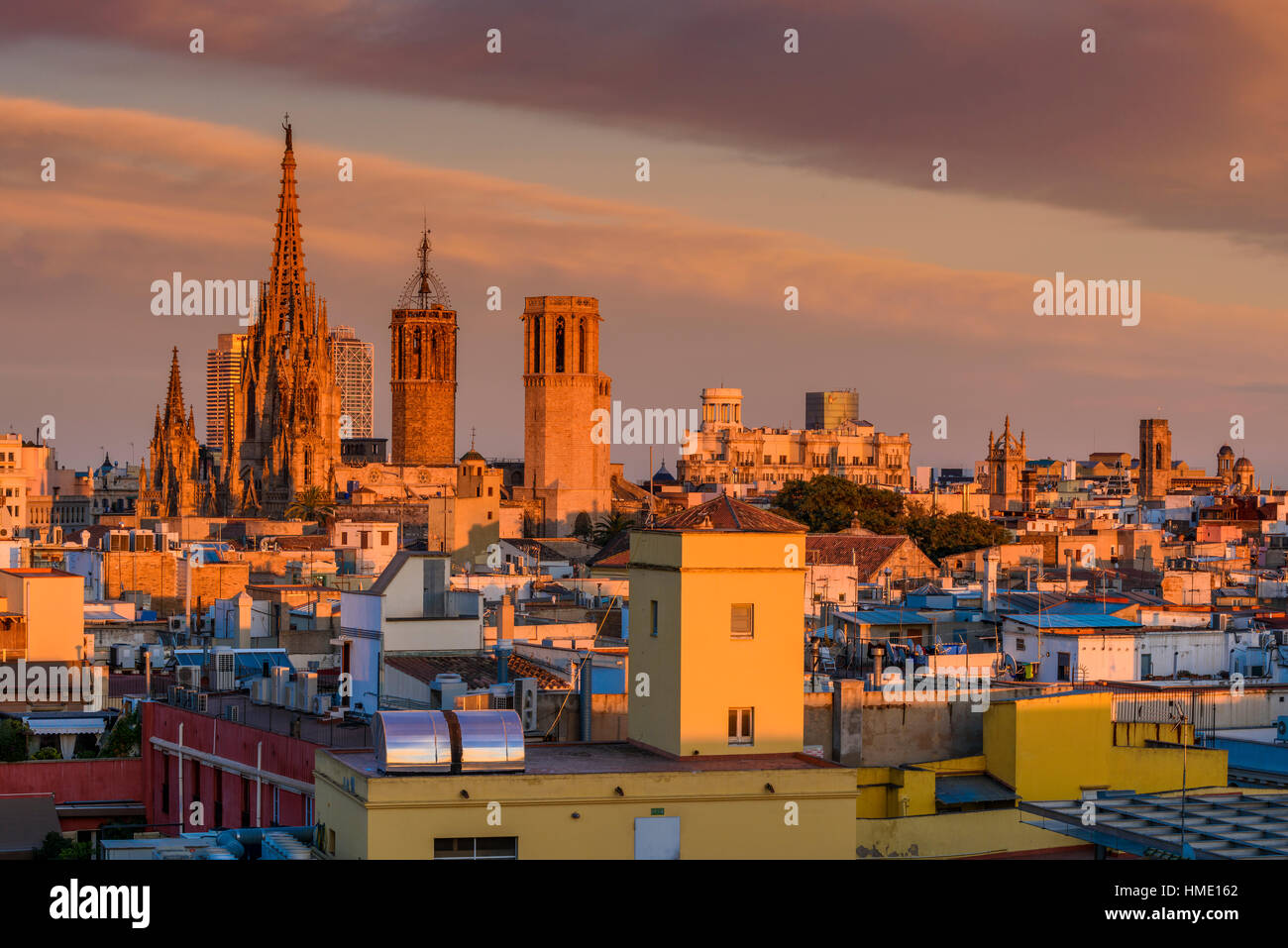 Barcelona cathedral gothic quarter hi-res stock photography and images ...