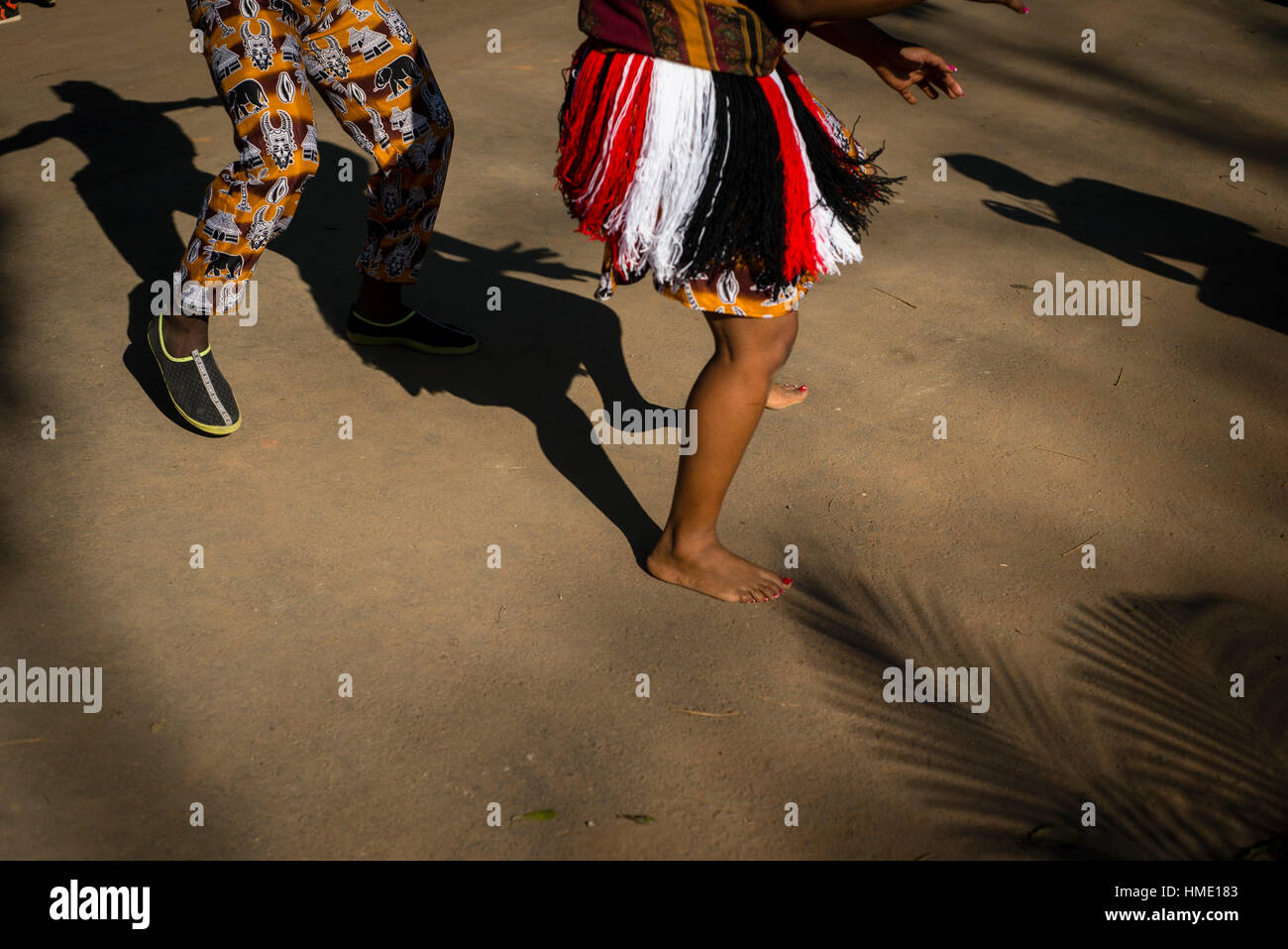 Zambia traditional dancing hi-res stock photography and images - Alamy