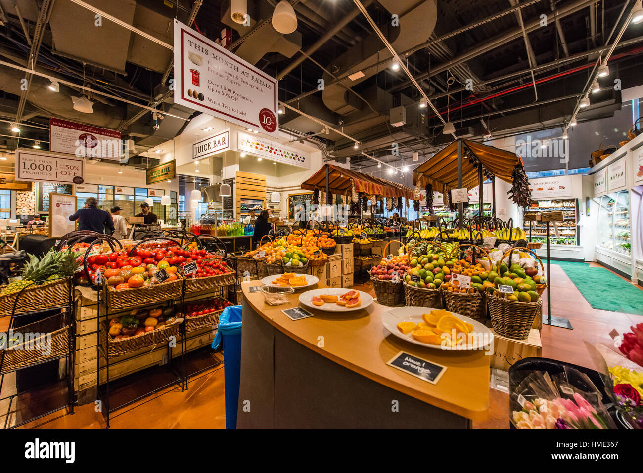 Eataly world trade center hi-res stock photography and images - Alamy