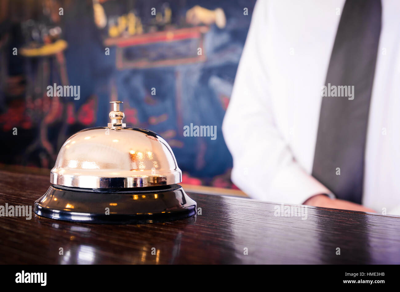 Checking front desk check in hi-res stock photography and images - Alamy