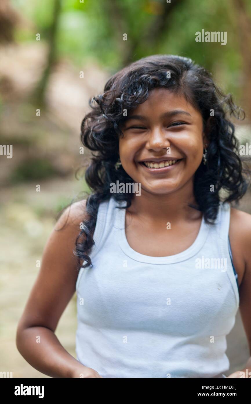 Mayan girl hi-res stock photography and images - Alamy