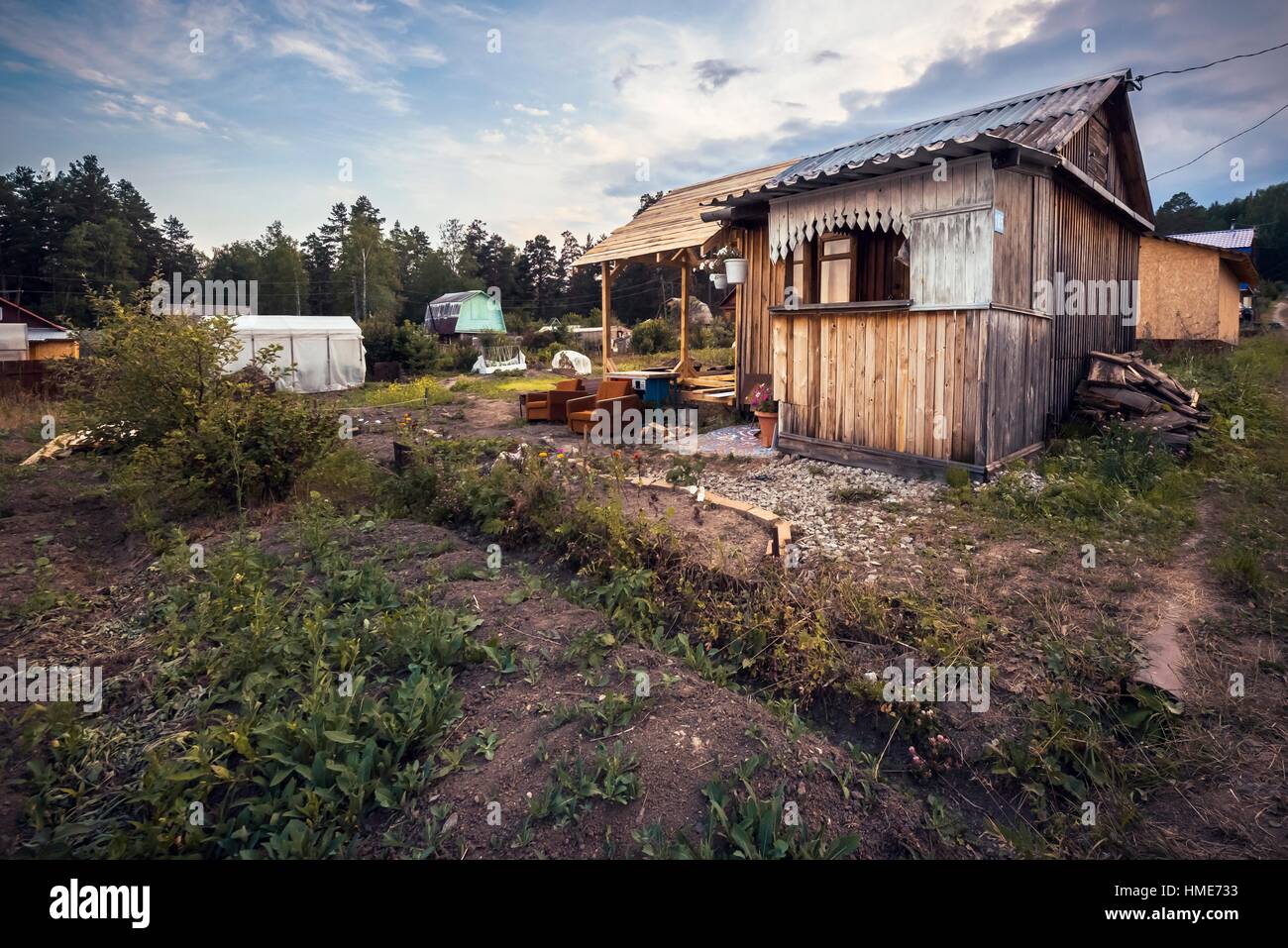 Russian dacha hi-res stock photography and images - Alamy