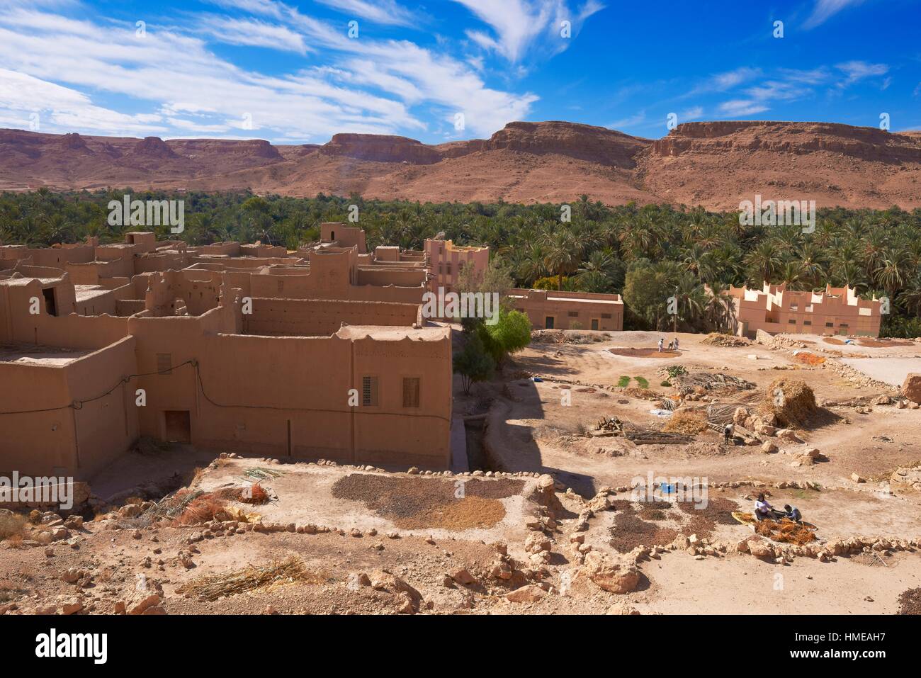 Tafilalet oasis tafilalt oasis ziz hi-res stock photography and images ...