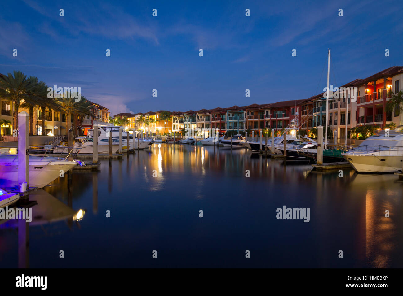 Naples bay florida hi-res stock photography and images - Alamy
