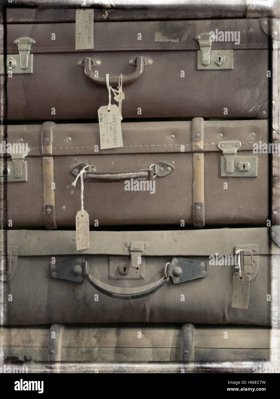 Stack of suitcases hi-res stock photography and images - Alamy